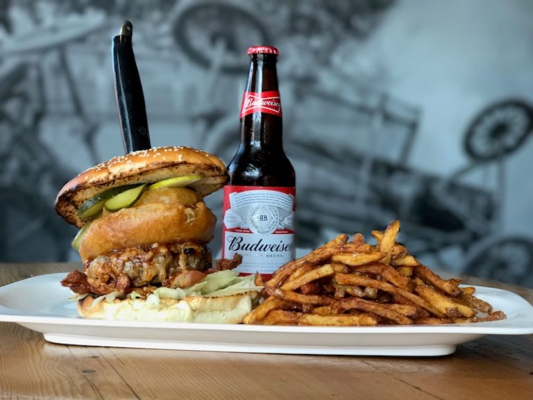 These are the Best 4 Burgers in Toronto