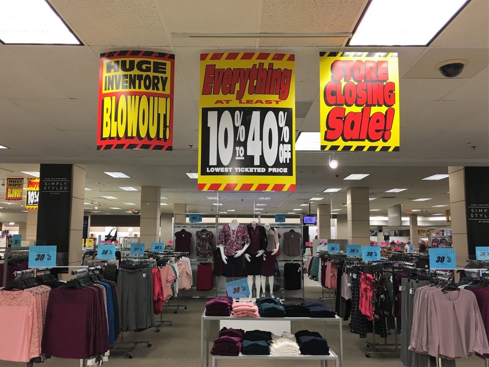 Don’t Let ‘Store Closing’ Sales Fool You. Here's How To Spot A Real Deal