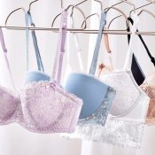 6 Of The Best Fashion And Beauty Subscription Boxes For Canadians