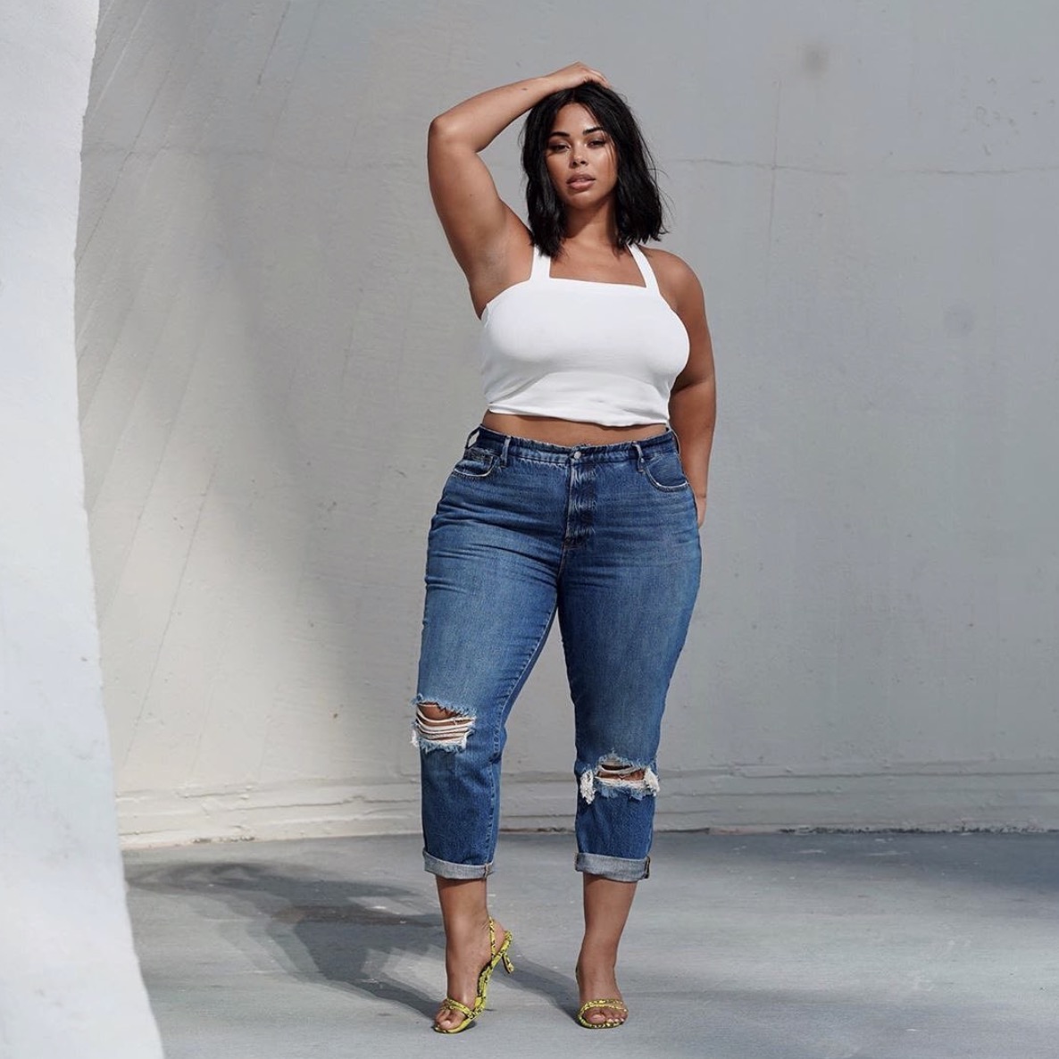 8 Of The Best Stores To Shop At For Plus Size Jeans