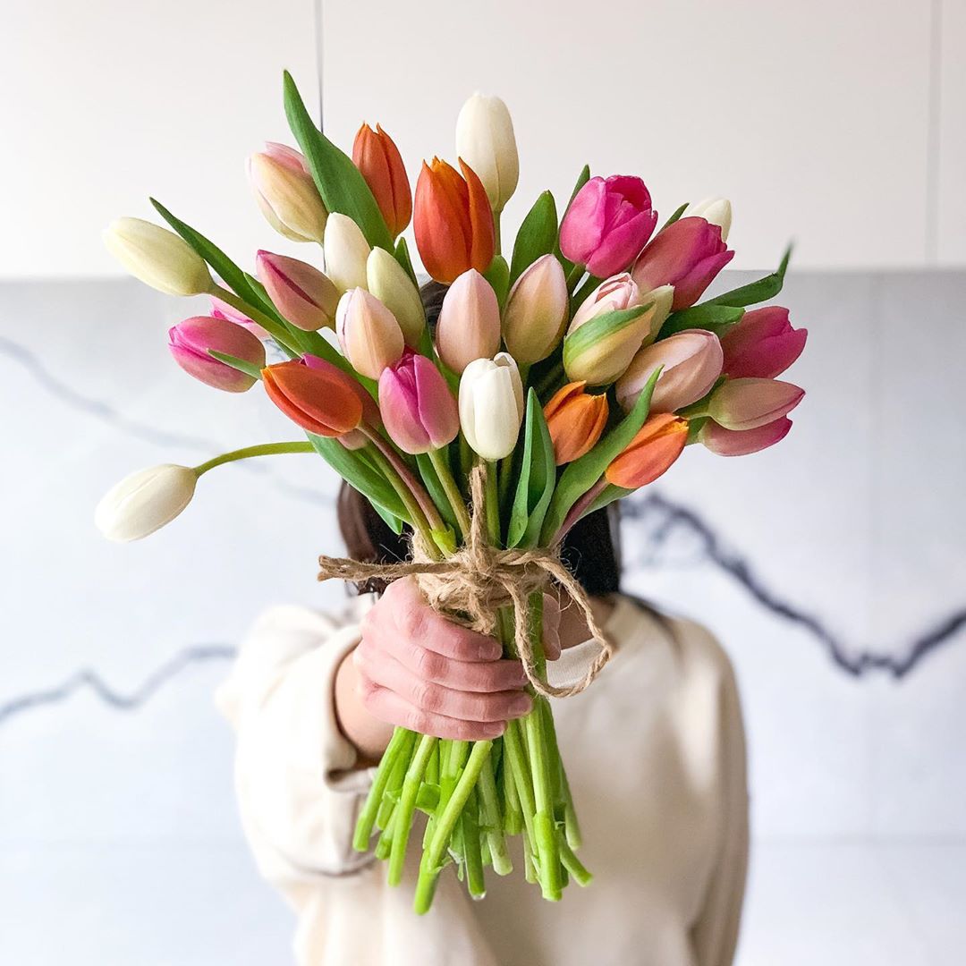 45 Flower Delivery Options In Toronto & The GTA